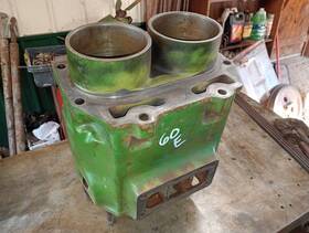 JOHN DEERE A4320R Standard Engine Block